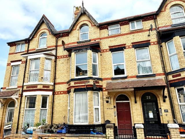 27 John Street, Rhyl, Denbighshire LL18, 2 bed flat to rent, £725 pcm | PrimeLocation
