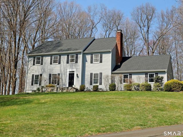 27 Lantern Dr, Ridgefield, CT 06877 | MLS #24166 | Compass