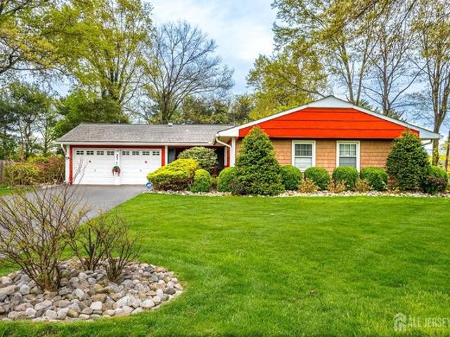 27 Landry Rd, Franklin Twp, NJ 08873