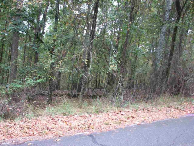 27 Lago Drive