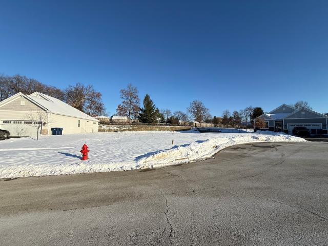 27 Lake Vista Ct, Lake Villa, IL 60046 | MLS #12528
