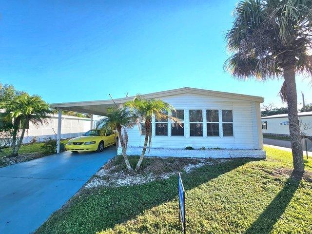 27 Ligonier Dr Unit 29, North Fort Myers, FL 33903