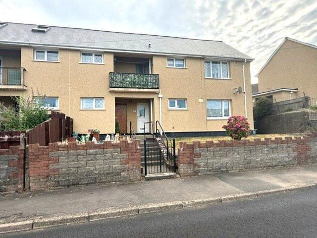 27 Lloyd Avenue, Swffryd NP11, 3 bed flat to rent, £795 pcm | PrimeLocation