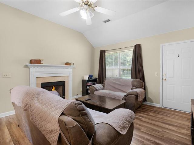 27 Manning Mill Way