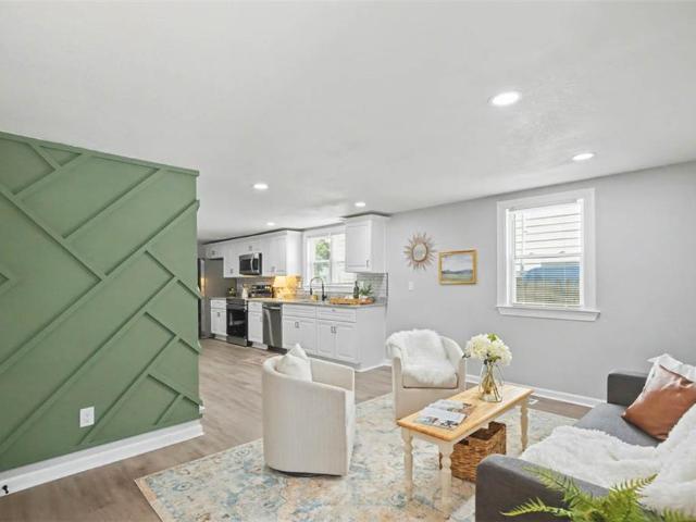 27 Maplewood ST