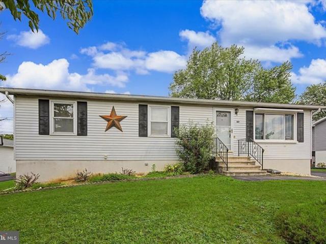 27 Maywood Ave, Reading, PA 19608