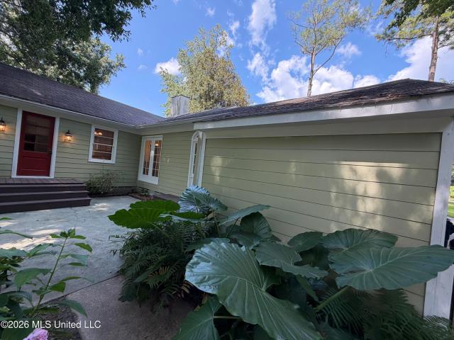27 Montebello Drive