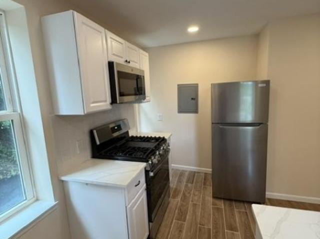27 Morris Street Unit 4