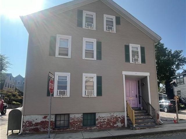 27 Mt Vernon St, Unit 1, Newport, RI 02840 | Compass