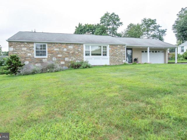 27 N Midway Avenue