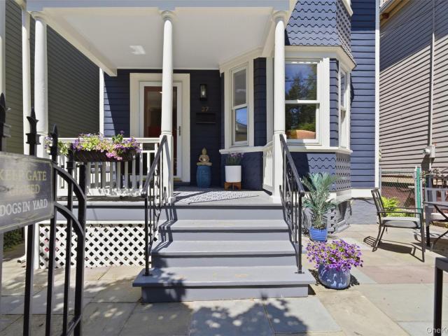 27 N Dutcher Street