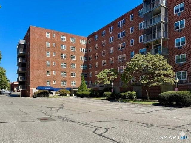 27 Northill St Apt 2B, Stamford, CT 06907