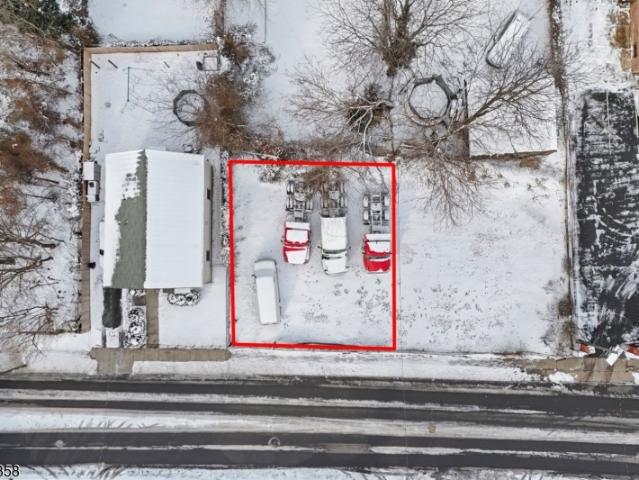 27 Oakwood Ave, Orange, NJ 07050 | MLS #4008