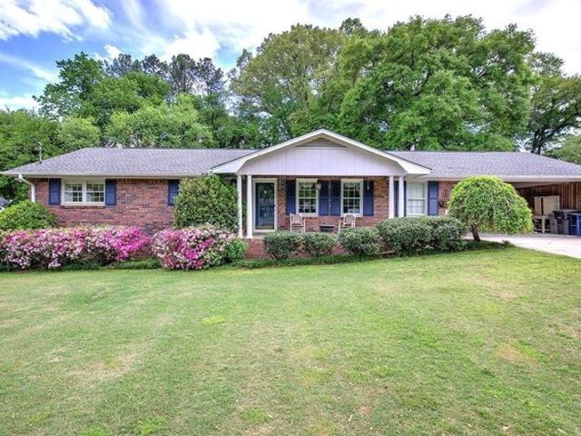 27 Oakdale Dr, Cartersville, GA 30120