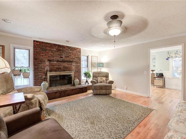 27 Oakdale Drive