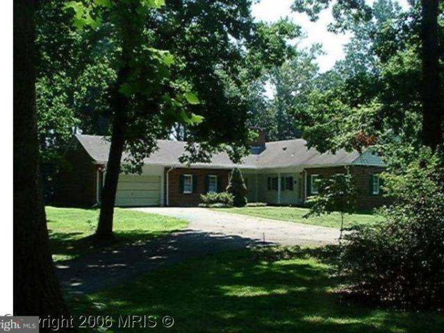 27 Old South River Rd, Edgewater, MD 21037 | MLS #MDAA2118 | Compass