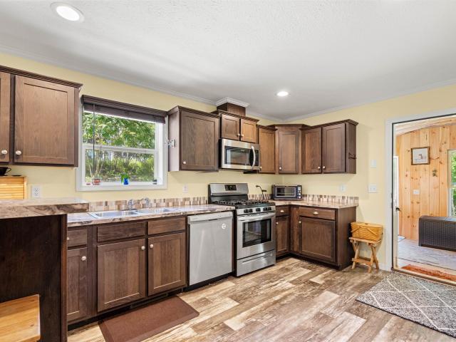 27 Orchard Hill Road