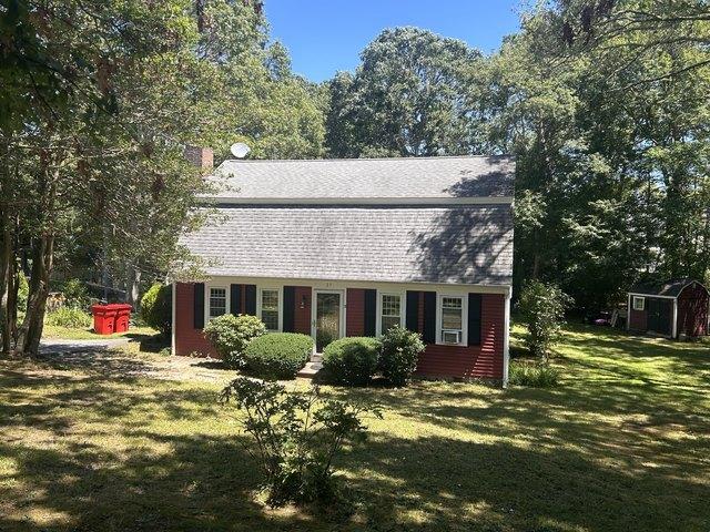 27 Oregon Rd, Mashpee, MA 02649