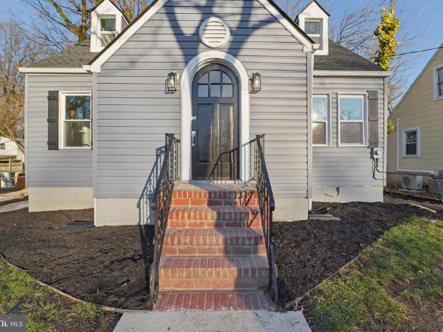 27 Pelczar Avenue