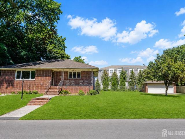 27 Phoenix Avenue