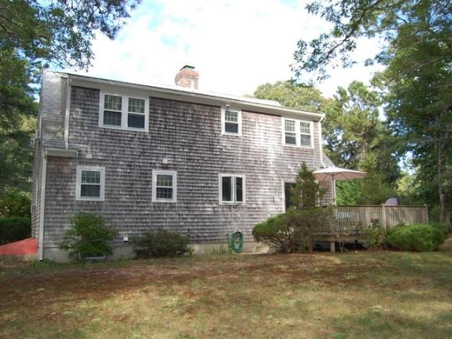 27 Pine View Drive