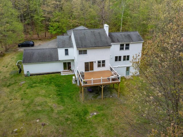 27 Pierce Lane
