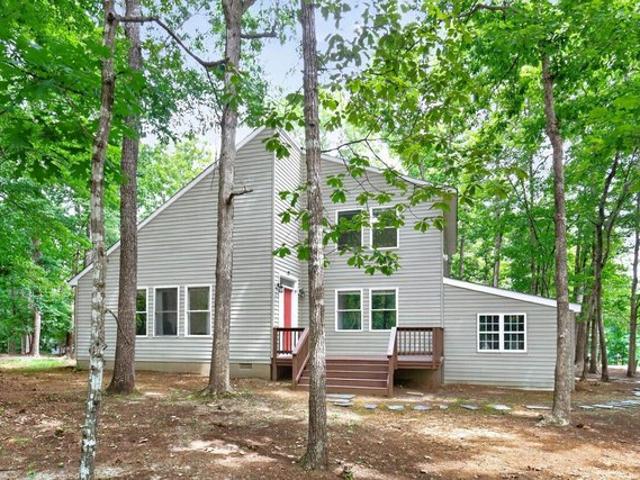 27 Ponderosa Ln, Palmyra, VA 22963