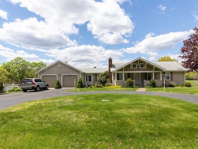 27 Reservoir Ave, Lakeville, MA 02347
