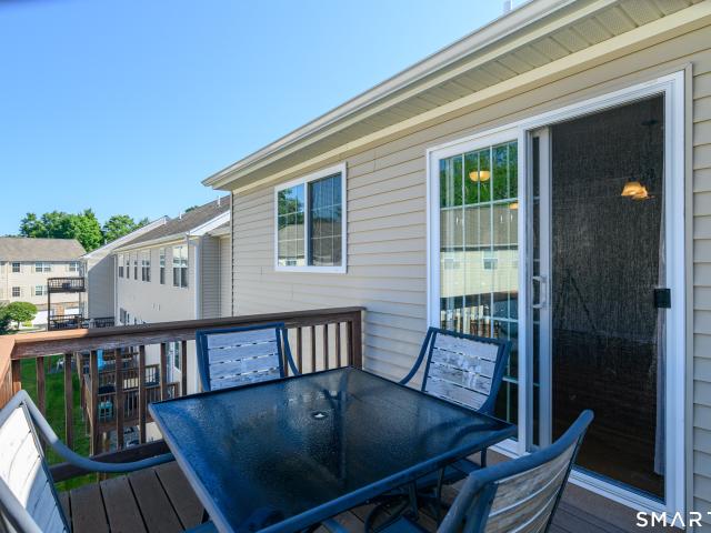 27 Riverview Ct, Unit 27, Brookfield, CT 06804 | MLS #24189