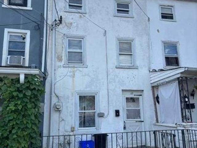 27 Ross Rd, Plymouth Meeting, PA 19462