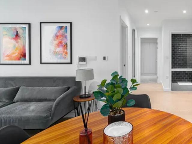 27 Royal Crest Avenue, London, E16 2SU, United Kingdom | 2 bed apartment for rent #141743076 | Rentberry