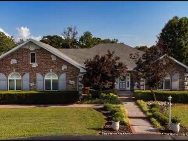 27 SE 11th Rd, Lamar, MO 64759
