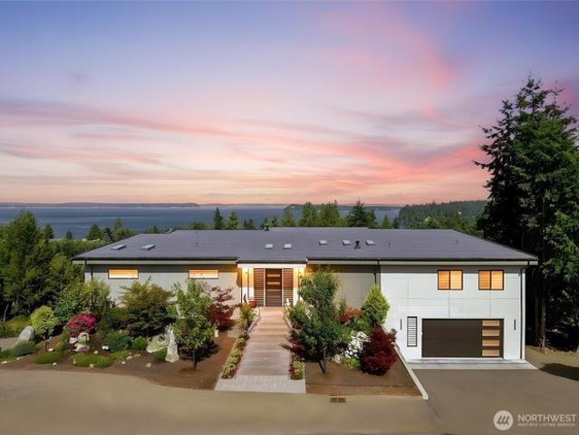 27 Seafarer Ln, Port Ludlow, WA 98365
