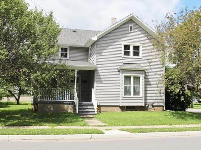 27 Second St, Mansfield, PA 16933