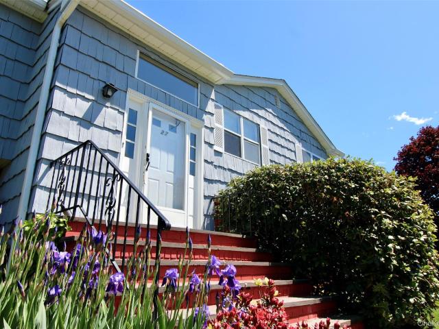 27 Skyview Lane