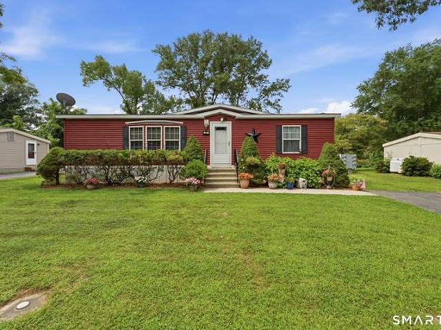 27 Skylark Rd, Colchester, CT 06415