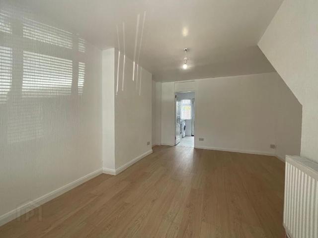 27 Silver Birch Courts, Belfast, BT13 2JJ