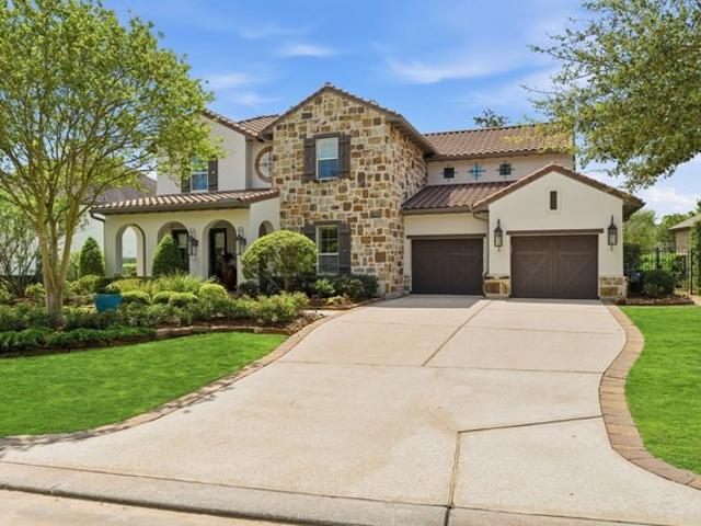 27 Spincaster Dr, The Woodlands, TX 77389