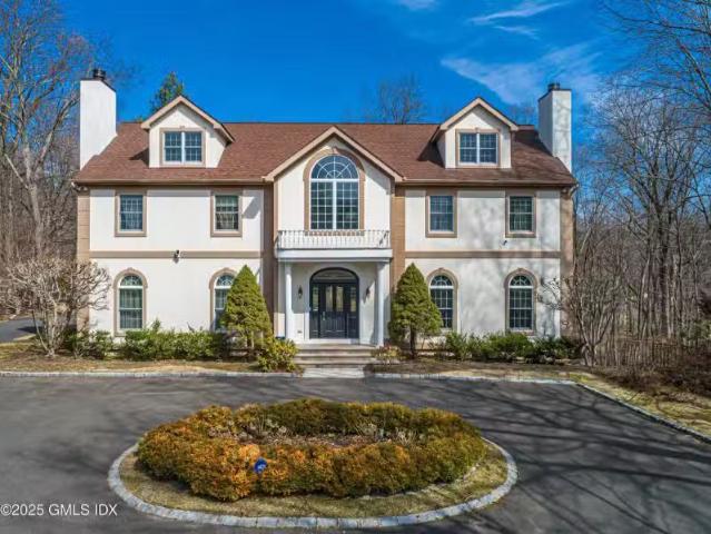27 Stepping Stone Lane, Greenwich, CT 06830