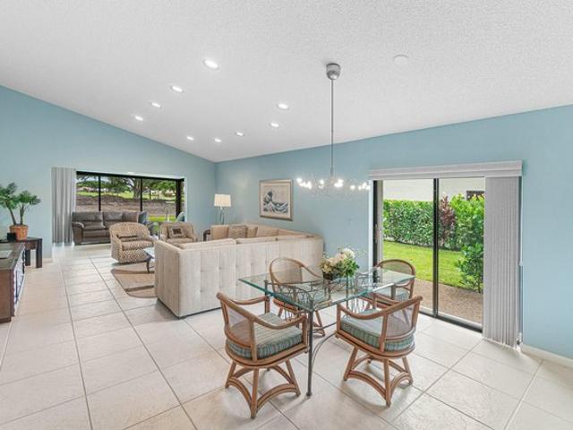 27 Stratford Ln W Apt D, Boynton Beach, FL 33436