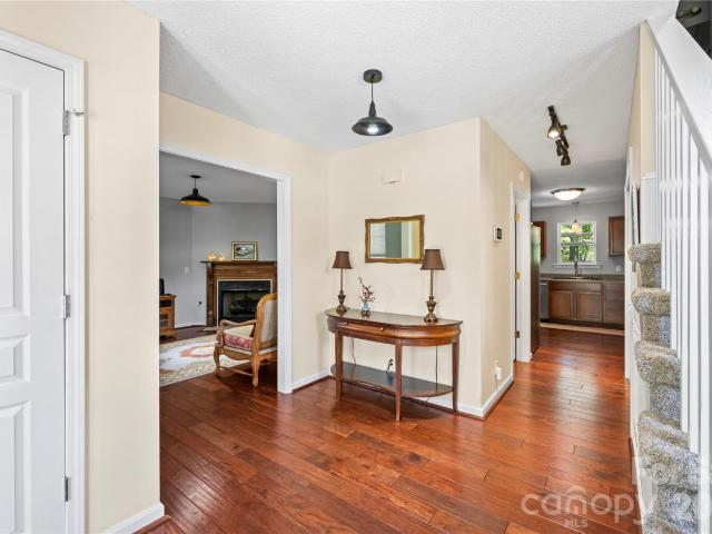 27 Sunview Circle