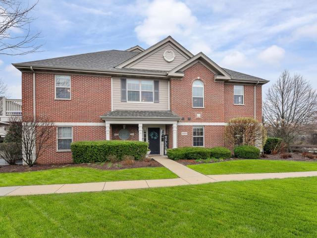 27W753 S Meadowview Dr, Unit 1, Winfield, IL 60190 | MLS #12604