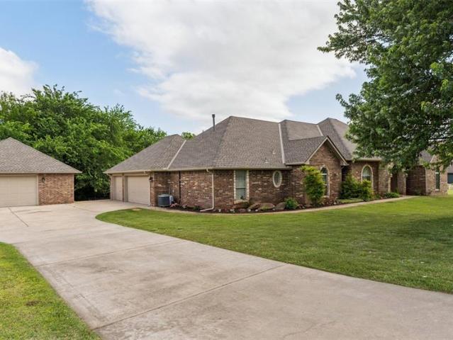 2404 Mission Ridge Drive