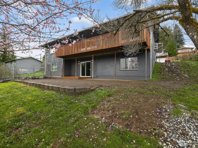 2404 Bloyd Street