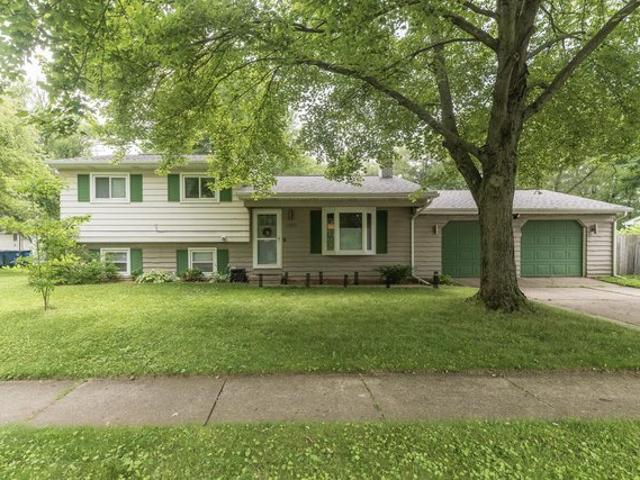 2404 Chaparral St, Kalamazoo, MI 49006