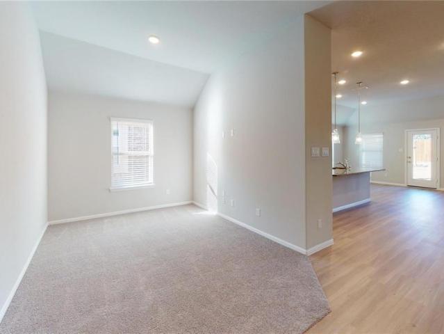2404 Chapel Oaks Drive