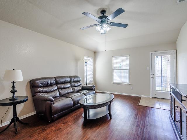 2404 Christoff Loop, Austin, TX 78748 | MLS #7391
