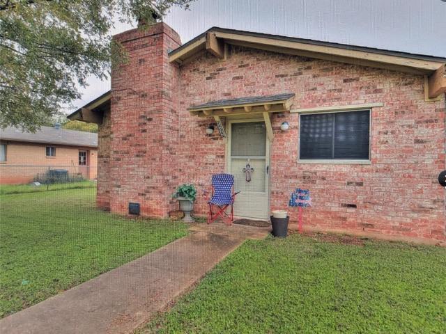 2404 Cottonwood Dr, Unit A, Georgetown, TX 78628 | MLS #3063 | Compass