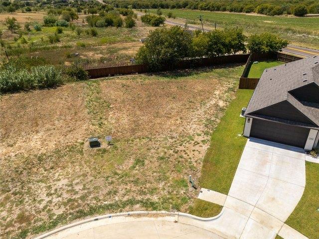 2404 Galaxy Trl, Venus, TX 76009