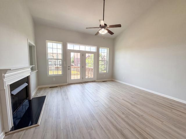 2404 Trivaca Ln